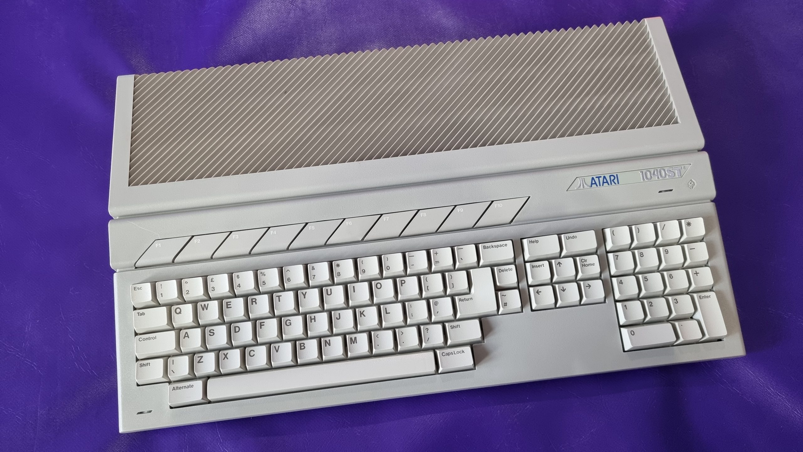 Atari 1040 STe – North Devon Retro Computing Archive
