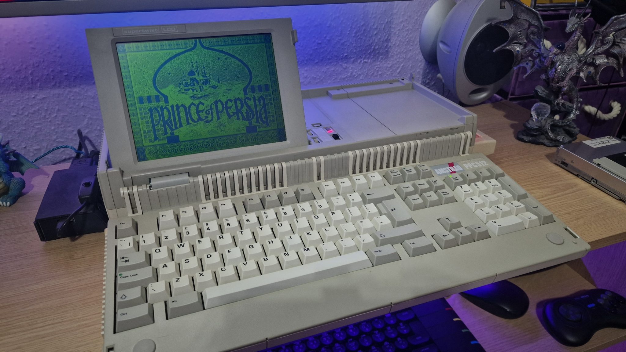 Amstrad PPC512 – North Devon Retro Computing Archive